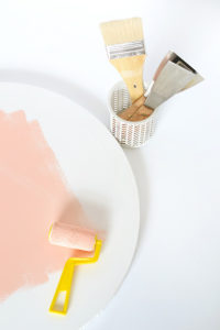 How to: Make Abstract Art with a Paint Scraper - Curbly