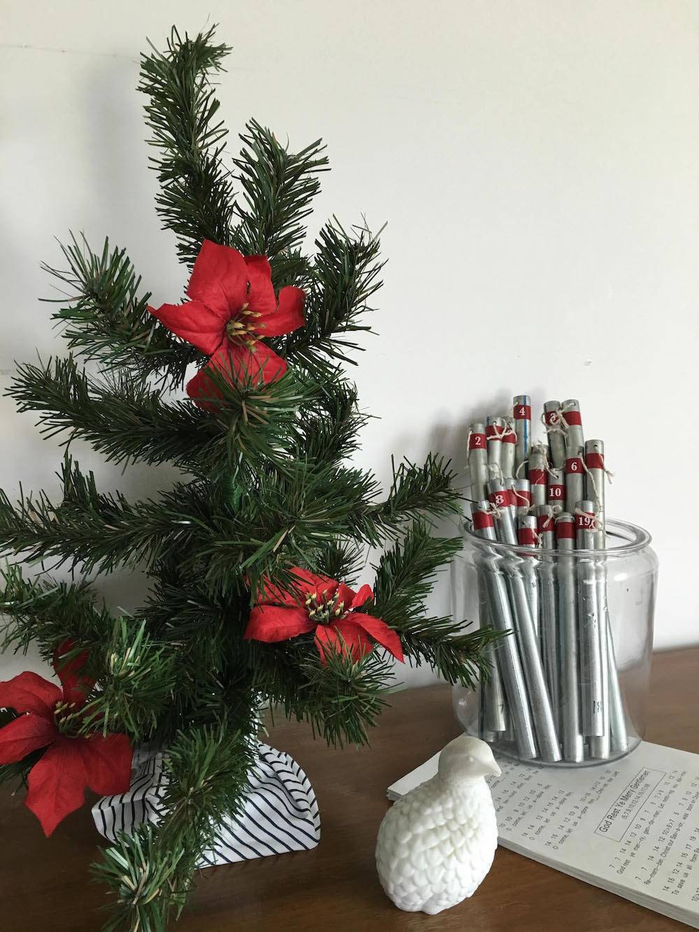 Make It: DIY Christmas Bell Chimes - Curbly