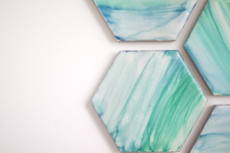How to: DIY Sharpie "Painted" Coasters - Curbly