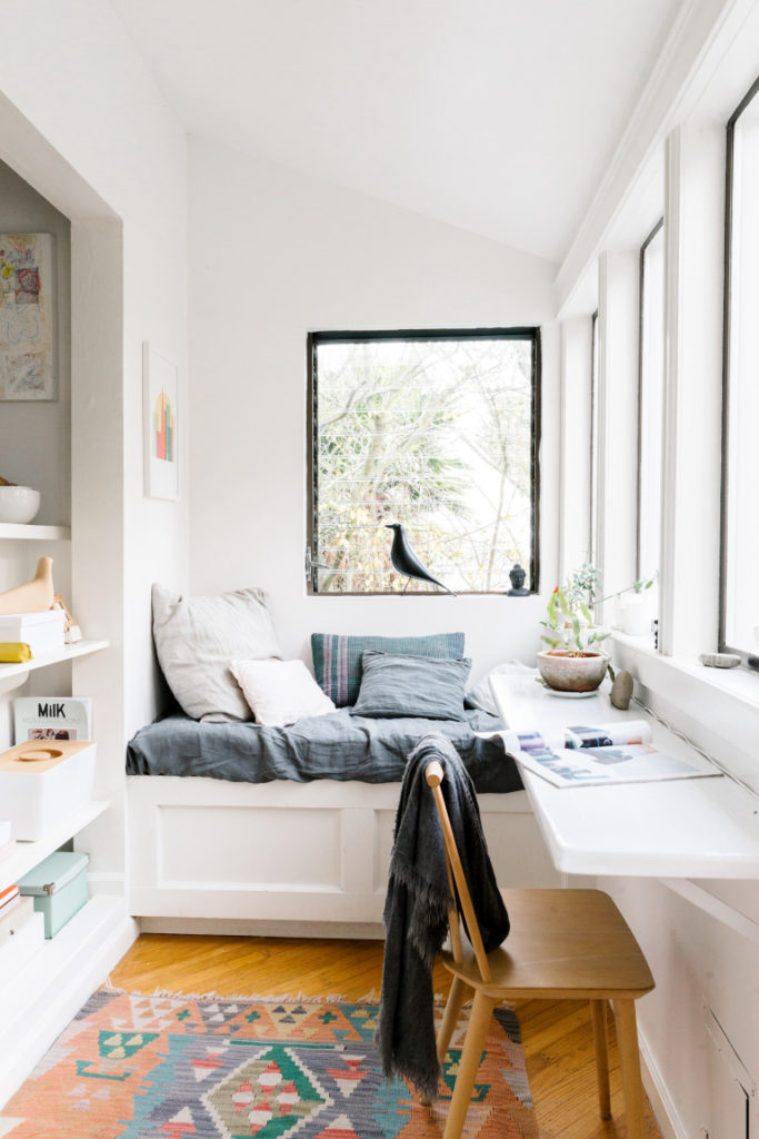 20 Tiny But Functional Home Workspaces - Curbly