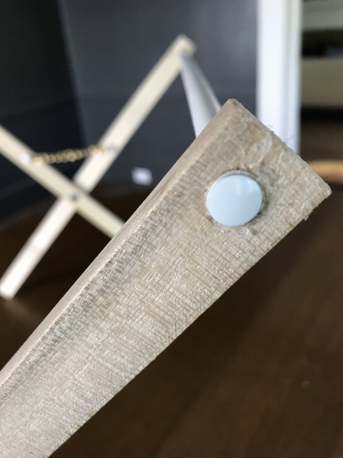 How to: Repurpose an Old Drying Rack into a Stylish Magazine Rack - Curbly