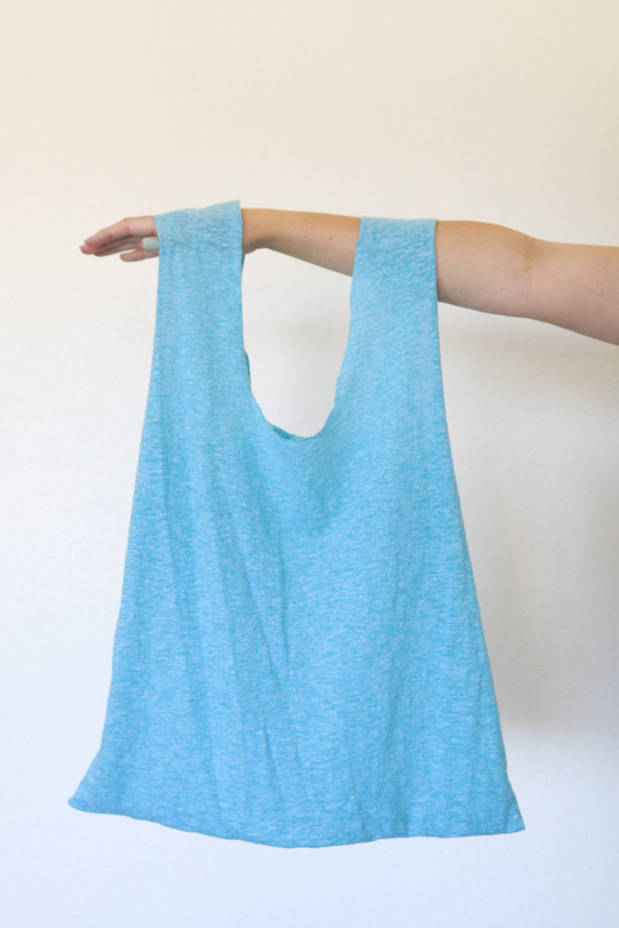 The Three Easiest Ways to Make a Simple Market Tote Bag - Curbly