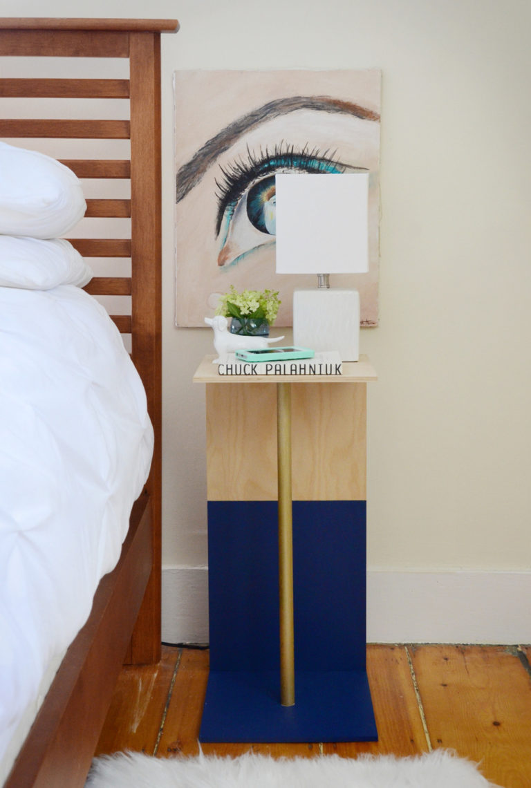 C Table DIY - Incredibly Easy Wooden C-Shaped Side Table