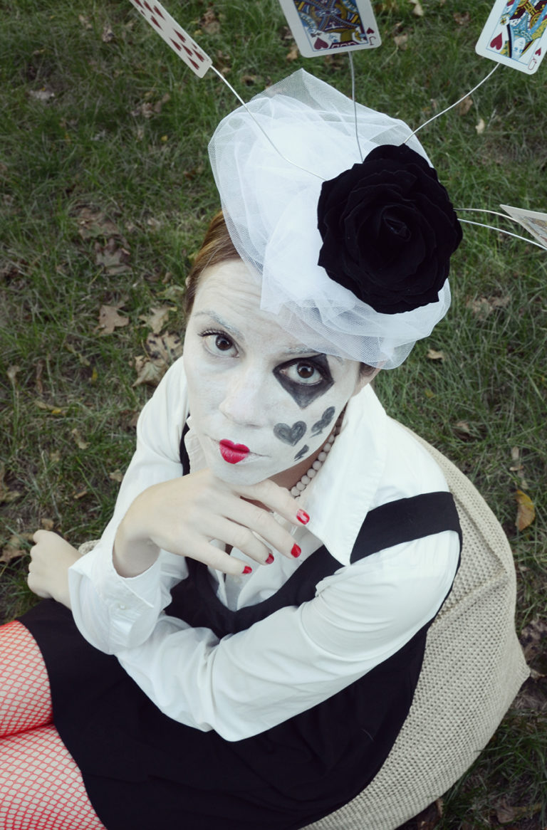 DIY "Poker Face" Halloween Costume - Curbly