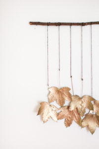 How to: Make a Decorative Leaf Mobile - Curbly