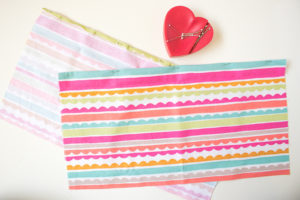 How to Sew a Pool Lounger Organizer this Summer