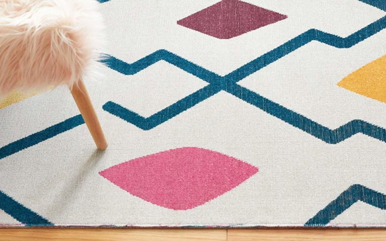 25 Large Area Rugs You Can Both Afford and Appreciate in Your Home