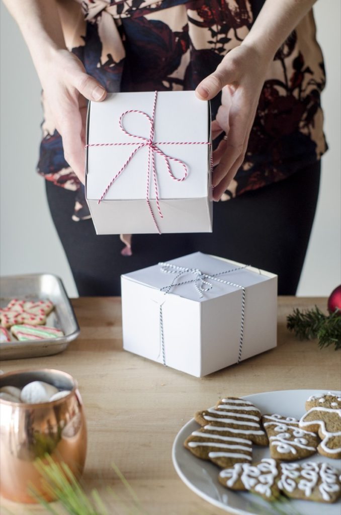 Holiday Party Idea | Here's How to Throw a Cookie Decorating Party!