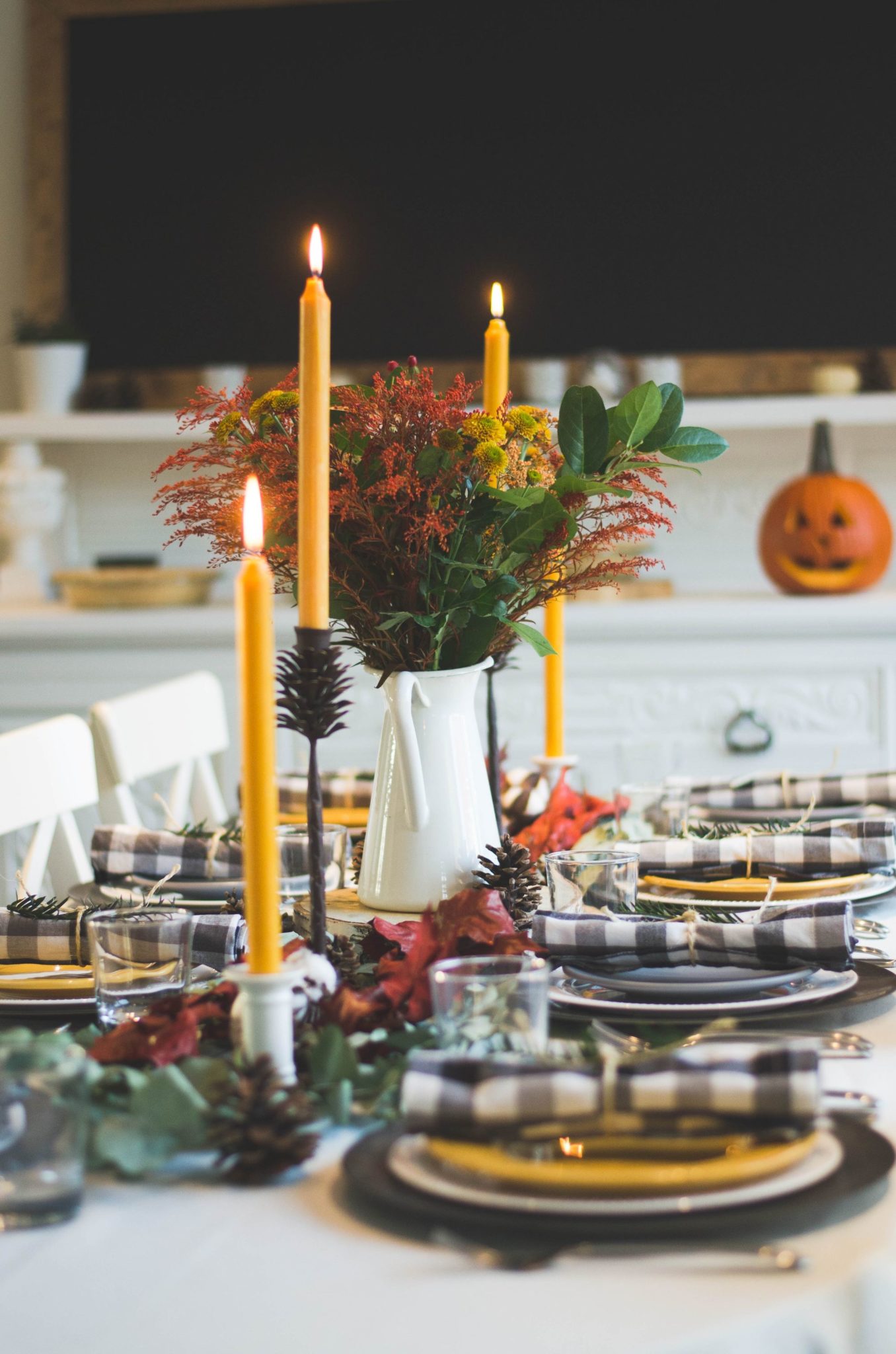 Fun Thanksgiving Family Games For Before and After Dinner