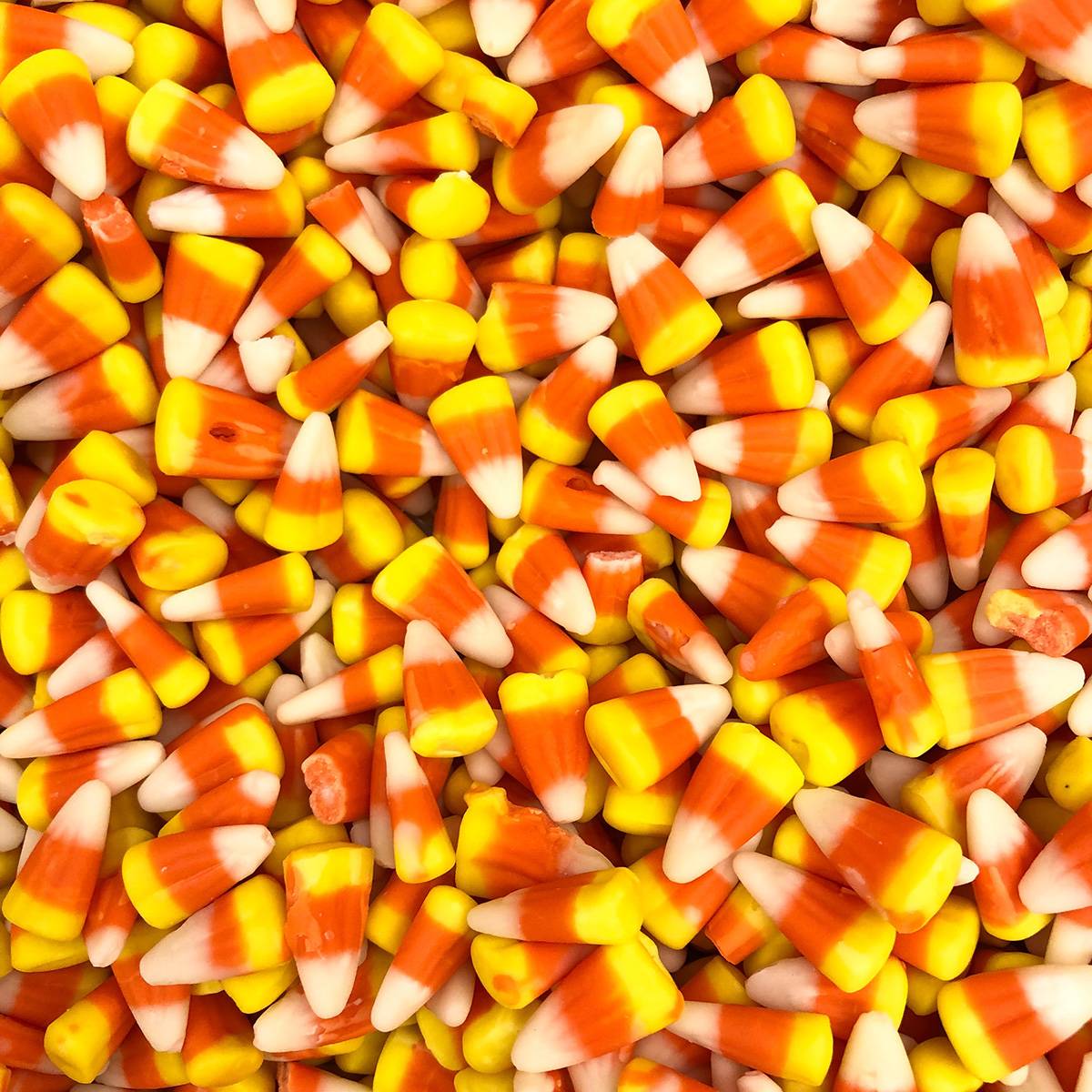 An Ultimate Roundup: 101 Halloween Treats - Curbly