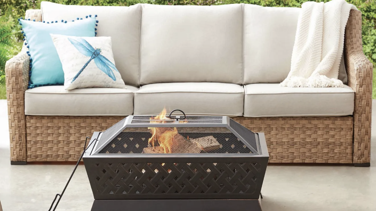 20 Outdoor Fire Pit Ideas to Transform Your Backyard - Curbly