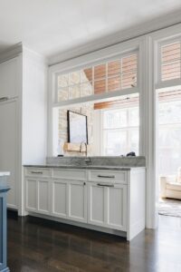 Window Wonders: All You Need To Know About Transom Windows - Curbly