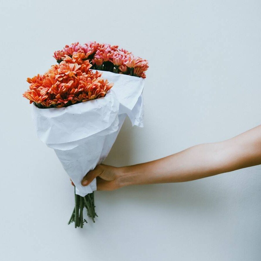 Make Your Mom Happy - 21 Easy, Free Ways to Bring Her Joy
