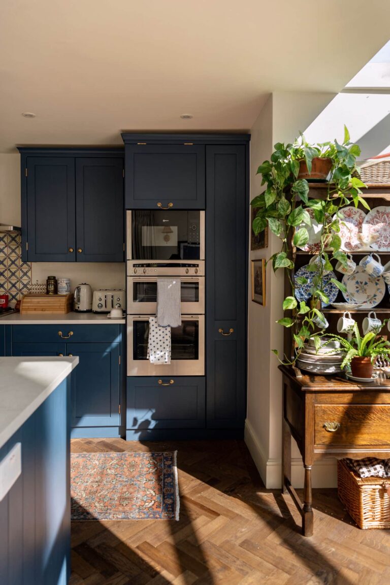 20+ Best Kitchen Flooring Ideas For A Stylish Home - Curbly