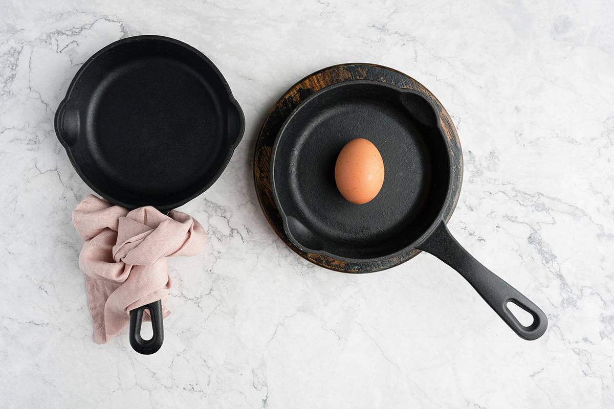 The Best Oils to Keep Your Cast Iron Skillet Sizzling - Curbly