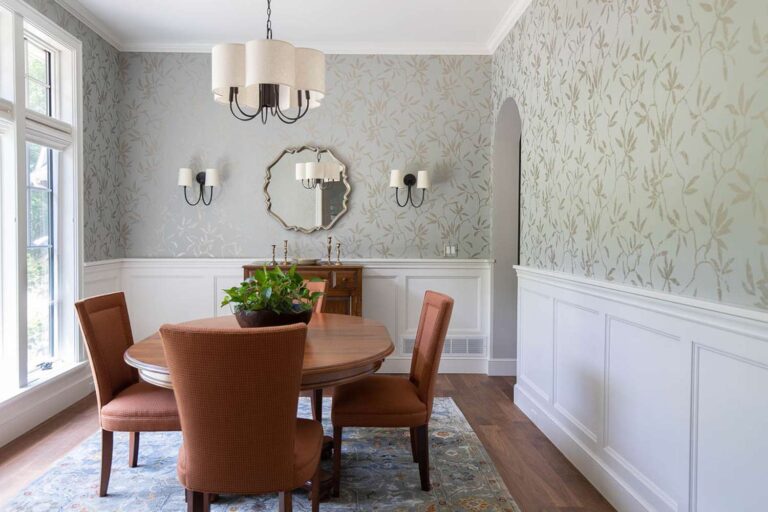 15+ Dining Room Wainscoting Ideas to Inspire Your Redesign - Curbly